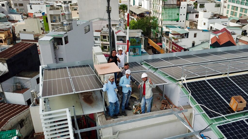 NĂNG LƯỢNG MẶT TRỜI - https://www.lacvietco.com